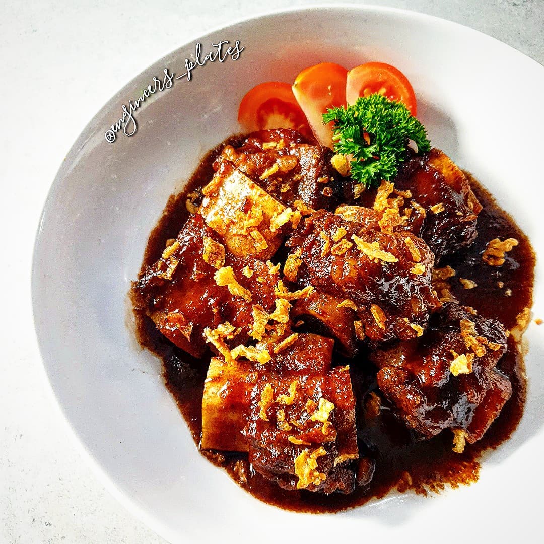 Krengsengan Iga Sapi (Sweet Caramelised Beef Ribs) Recipe from ...