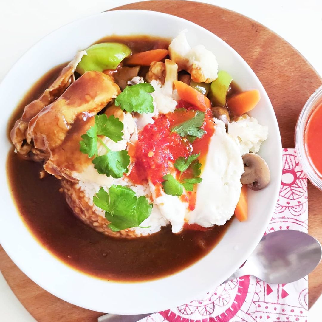 Oyster Sauce Chicken Rice Recipe from @wondernonieskitchen - Fooooods.com