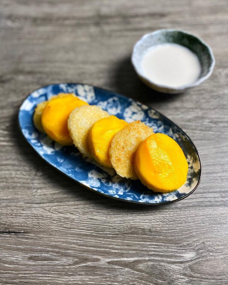 Pan-fry Sticky Rice With Mango Recipe from @vrcooking - Fooooods.com