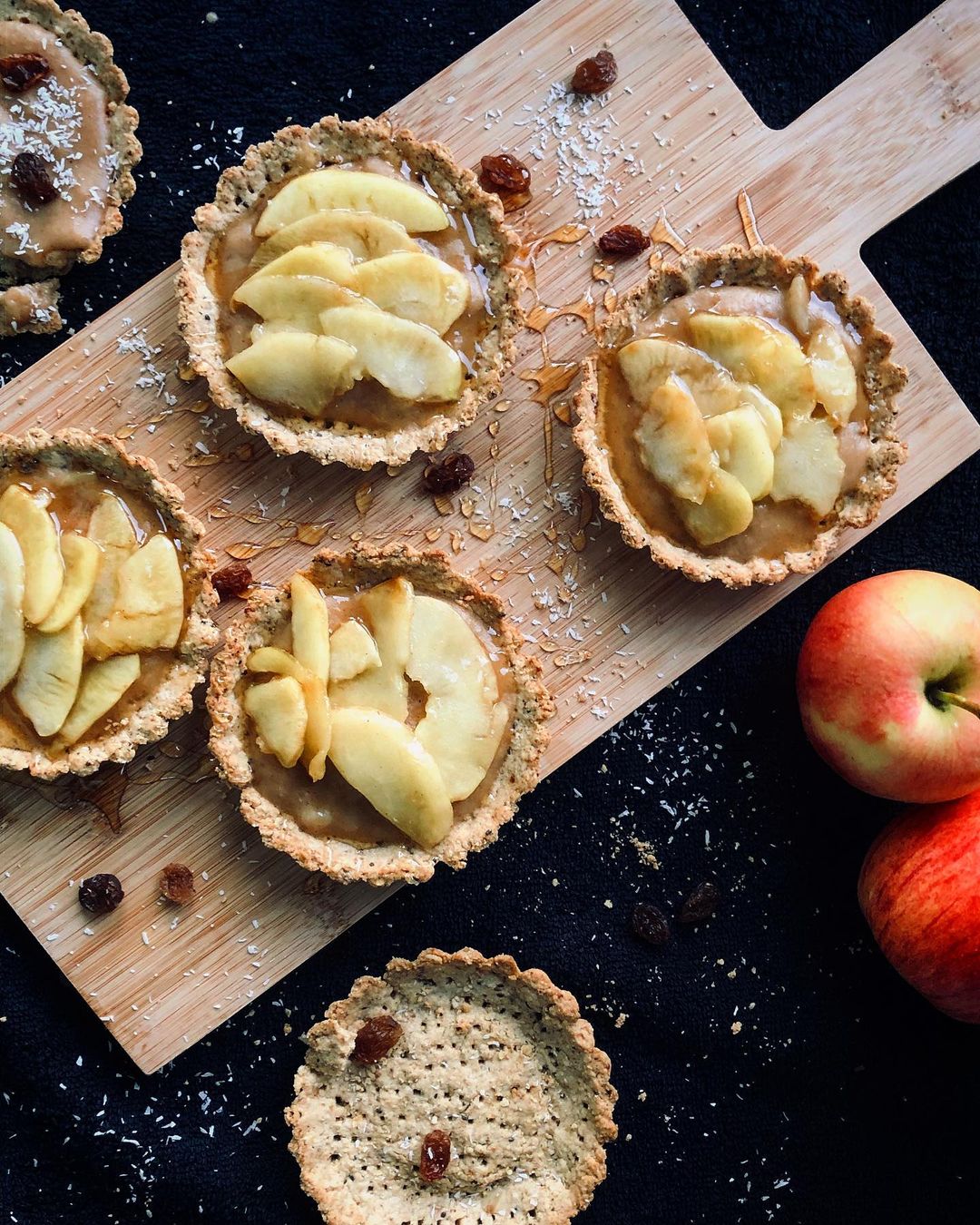 Apple Tart With Oat Crust Recipe from @beebskitchen - Fooooods.com