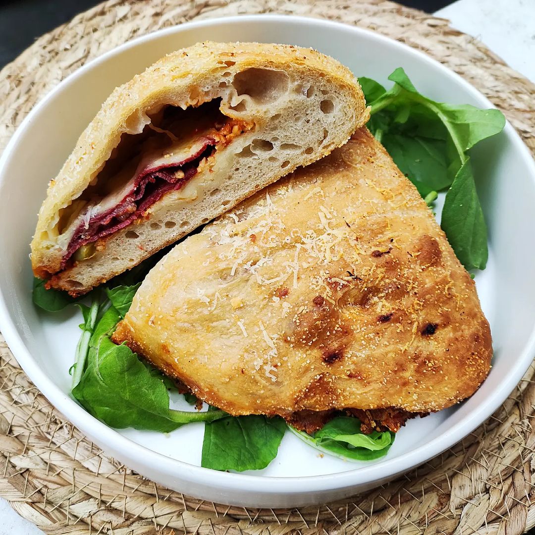 Calzone (Italian Folded Pizza) Recipe from @wondernonieskitchen ...