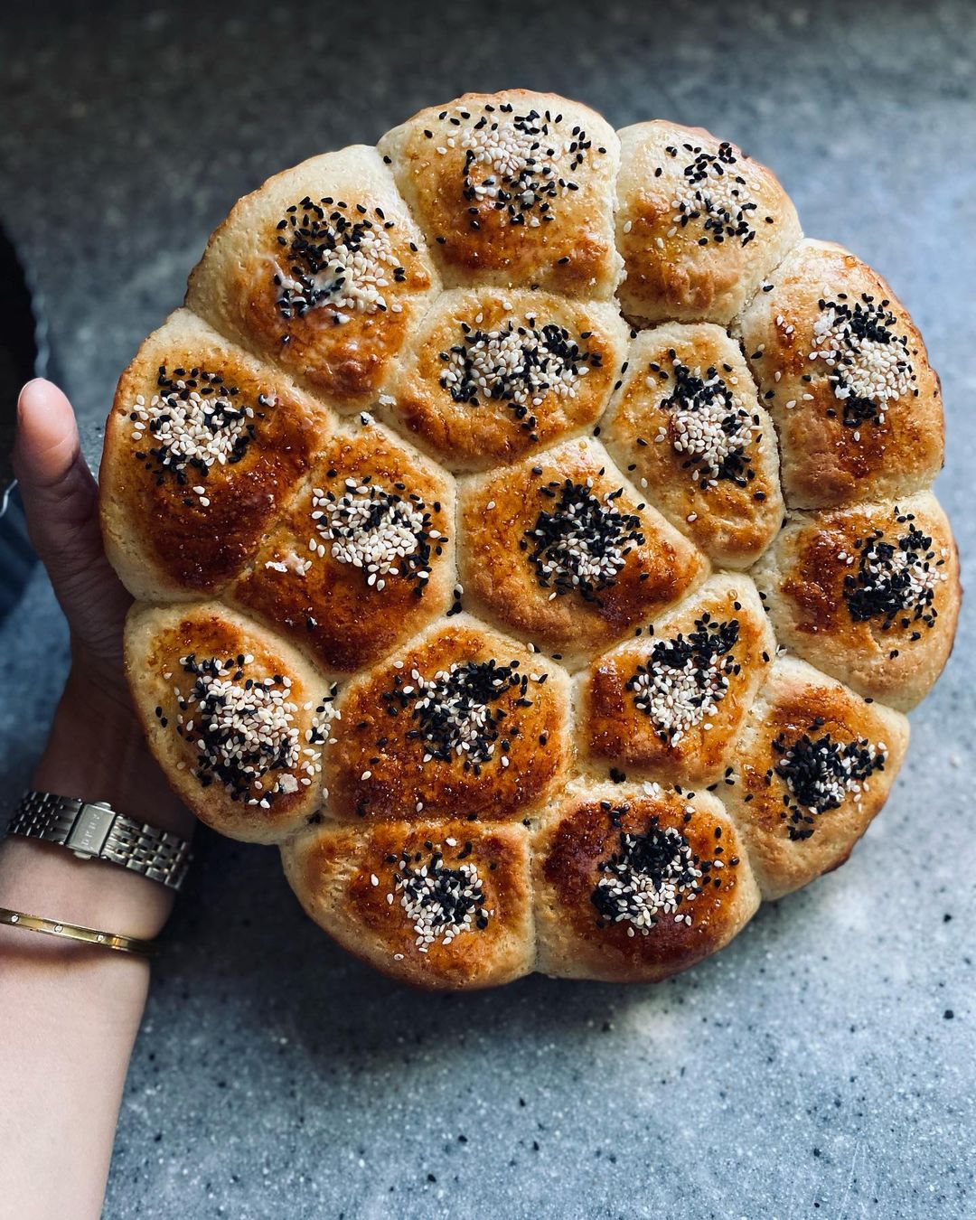 Arabic Honey Comb Bread Recipe from @bon_appetit_jeddah - Fooooods.com