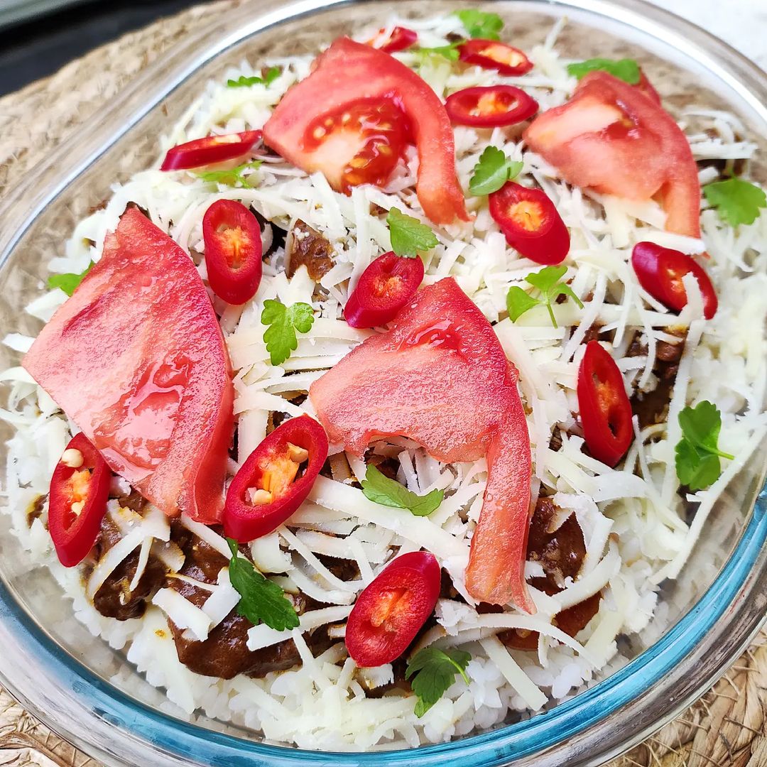 Beef Rendang Baked Rice Recipe from @wondernonieskitchen - Fooooods.com