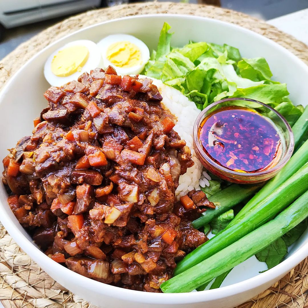 Lu Rou Fan (Taiwanese Braised Meat) Recipe from @wondernonieskitchen ...