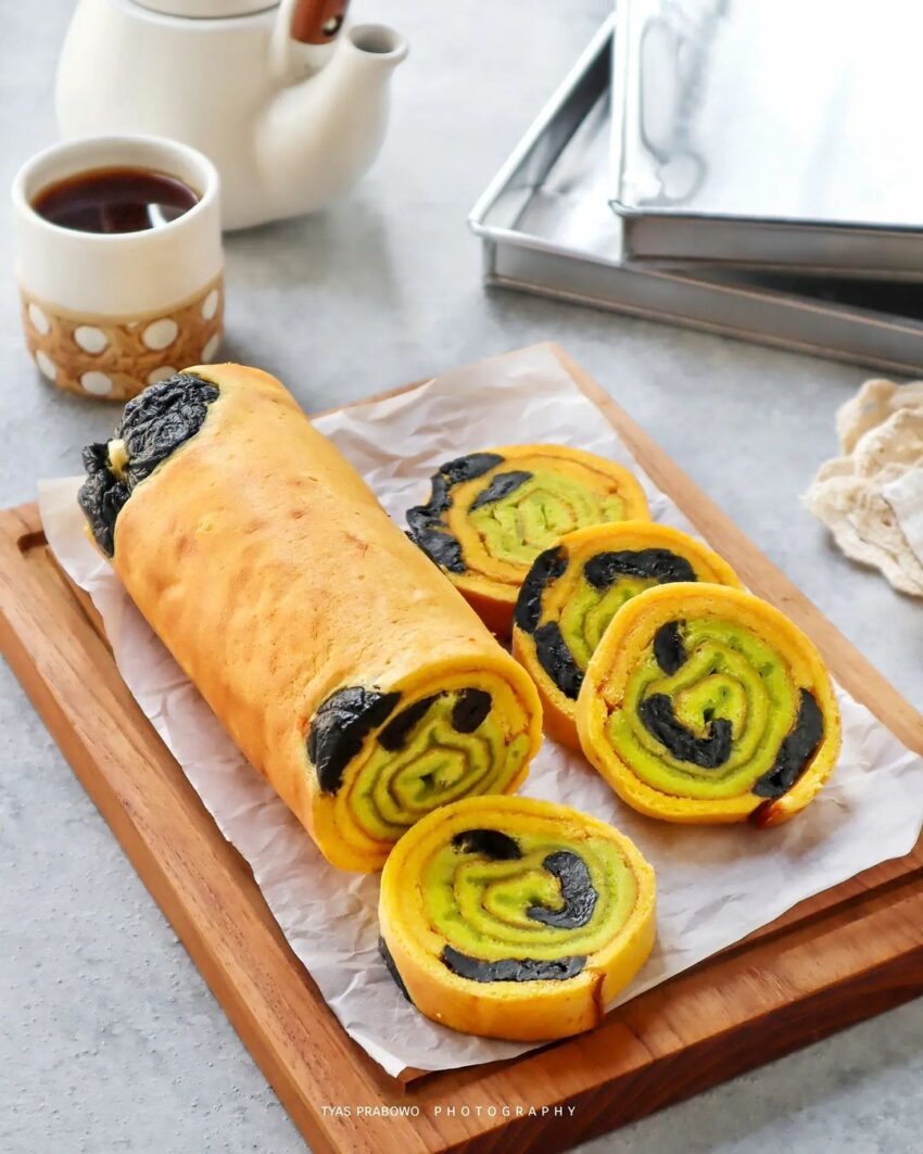 Resep Lapis Legit Roll Kombinasi dari @tyasprabowo