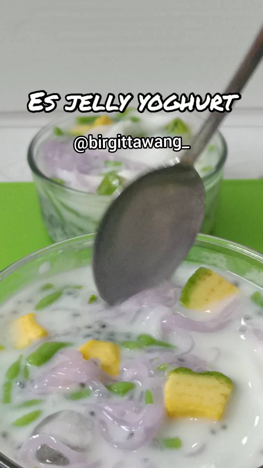 Resep Es Jelly Yoghurt dari @birgittawang_
