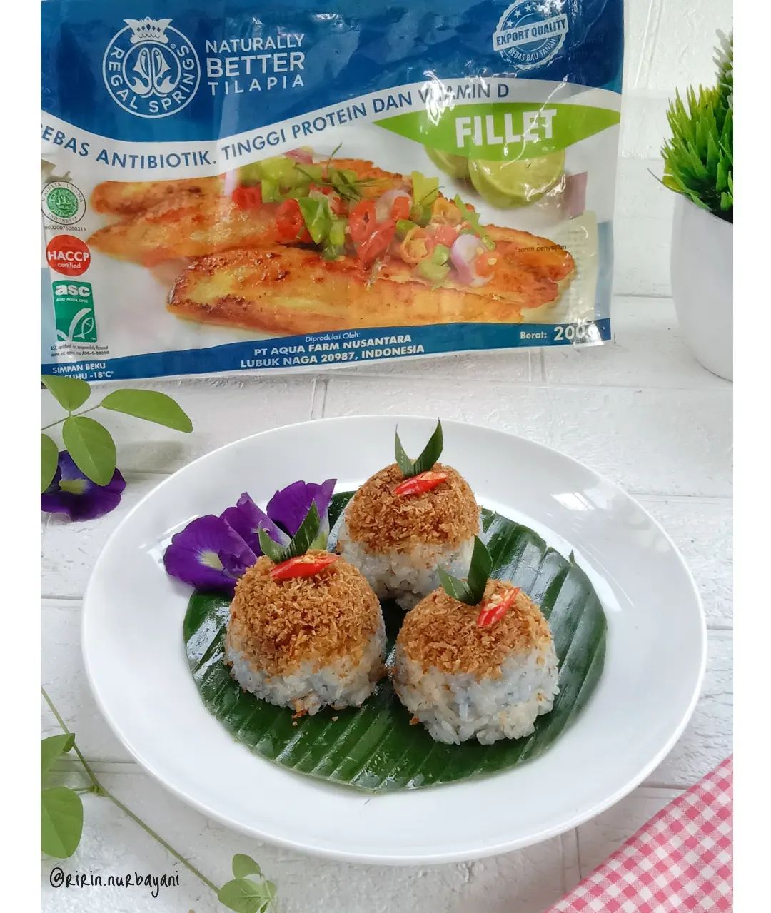Resep Ketan Telang Serundeng Tilapia dari @ririn.nurbayani